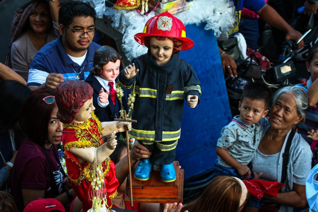 'Reassuring representation': Filipinos show devotion to Child Jesus ...