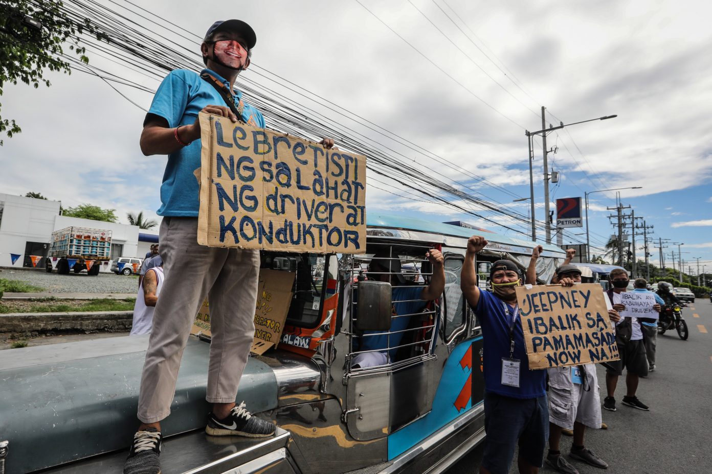 Philippine church groups back calls to save ‘jeepney’ | Catholic News ...