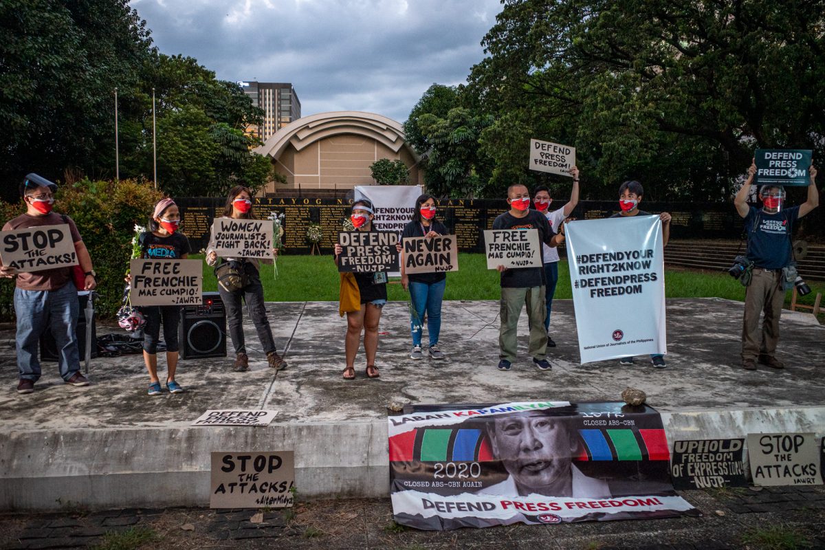 Media union backs Filipino journalists 'under attack' | Catholic News ...