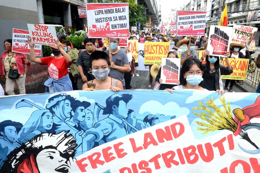 Filipino farmers decry continuing landlessness, mark 1987 massacre of ...
