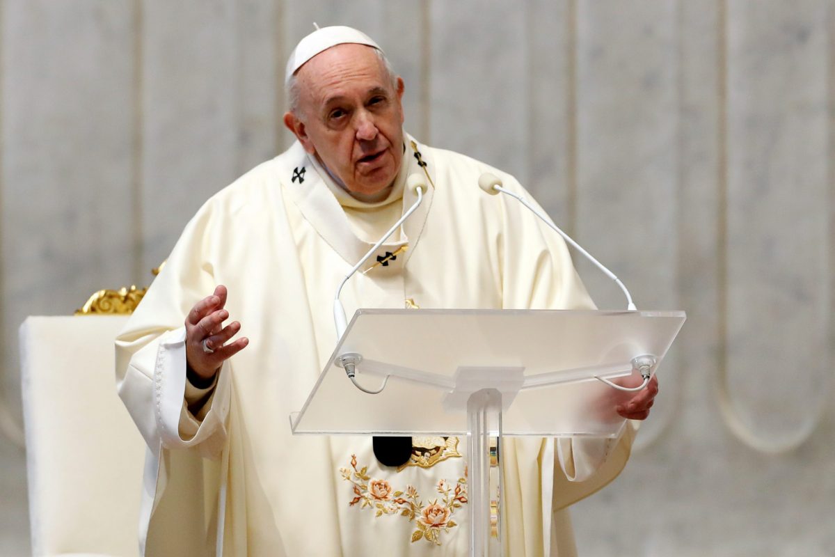 Pope Francis reappears after pain flare-up, calls for peace in New Year ...