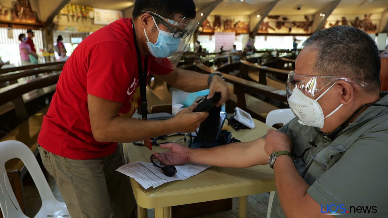 Watch: 'Up Close' in the Philippines' vaccination campaign against ...