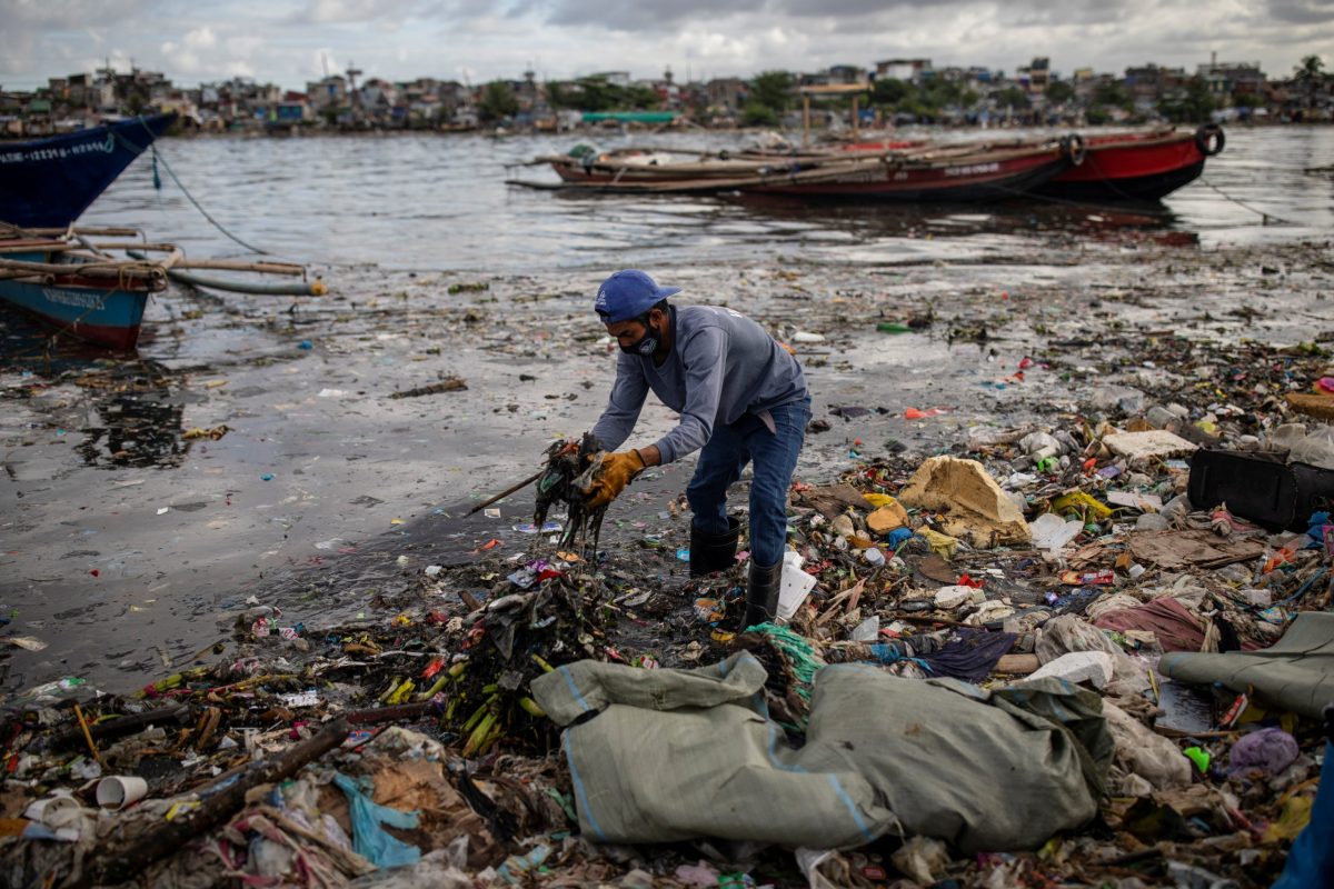 Philippine 'river warriors' fight tide of trash for cleaner future ...