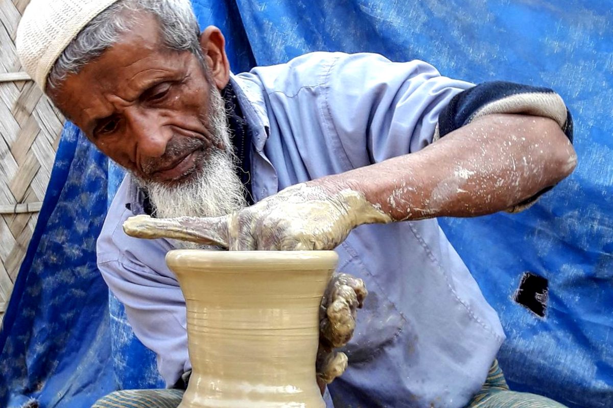 Songs, stories, pottery: Refugees preserve their heritage in digital ...