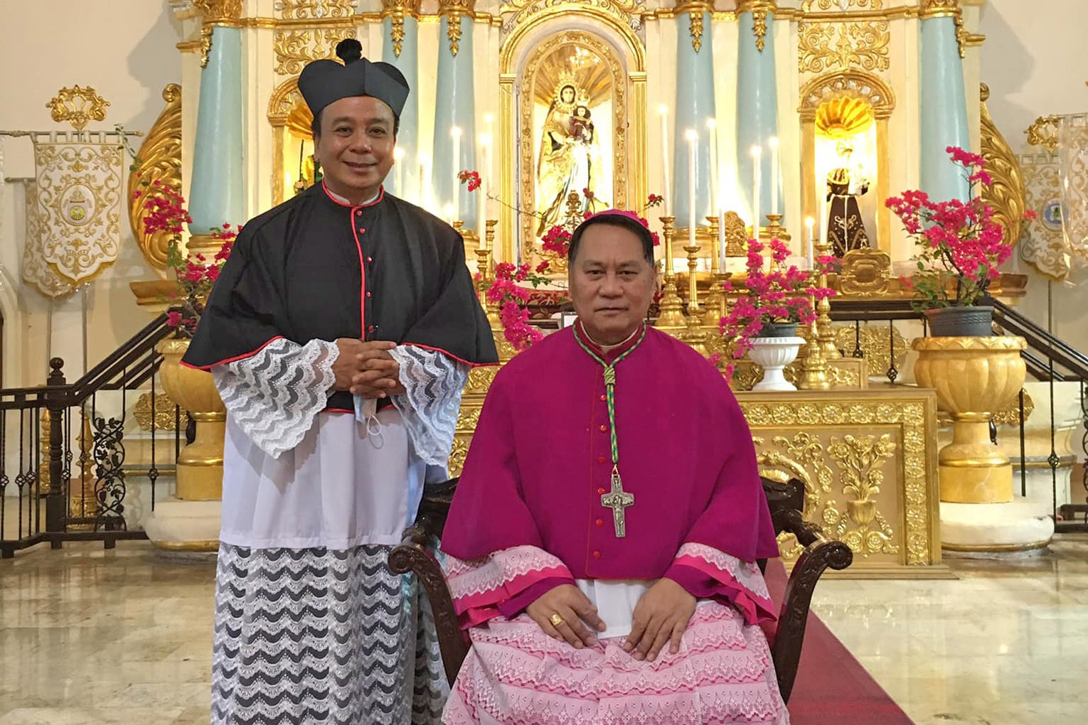 Rector of Badoc basilica in northern Luzon receives ‘mozzetta ...
