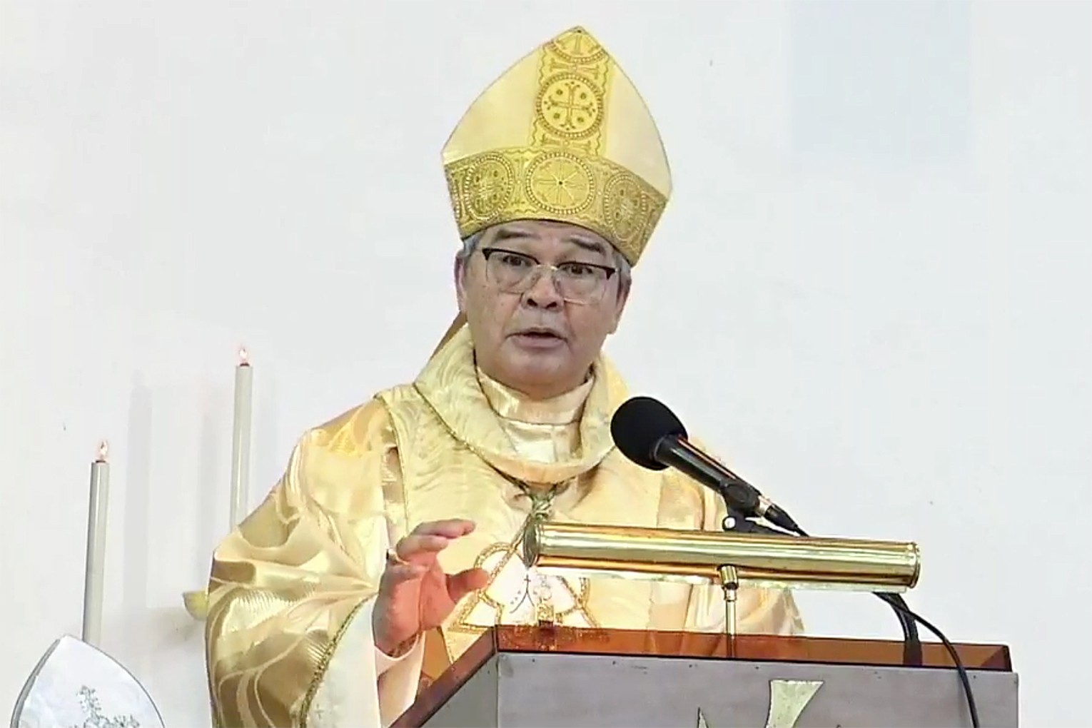 Archbishop Yllana marks 50 years of priesthood in Naga | Catholic News ...