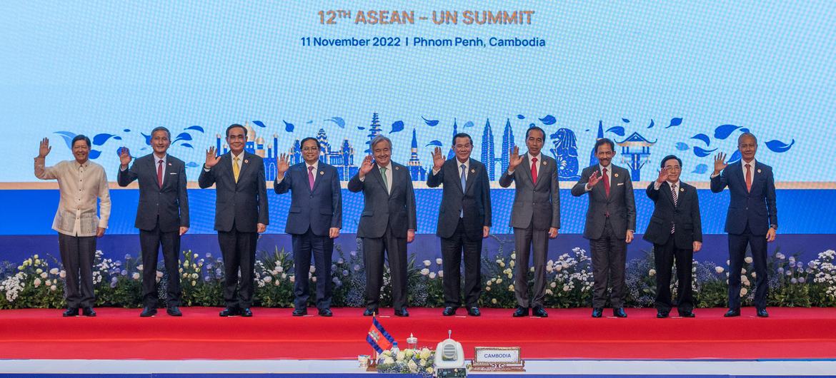 Ahead of World AIDS Day, ASEAN countries recommit to accelerate ...