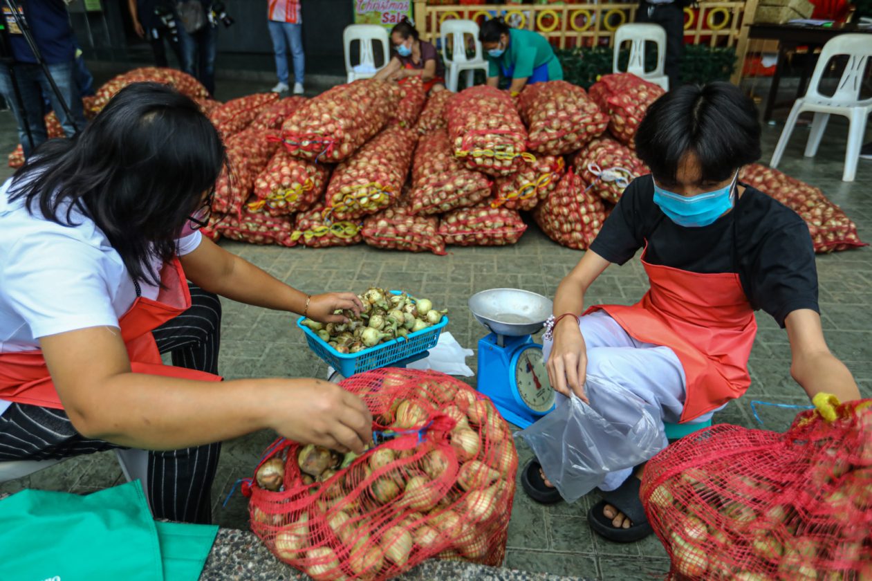 Eye-watering onion prices make Philippine staple a luxury | Catholic News Philippines | LiCAS ...