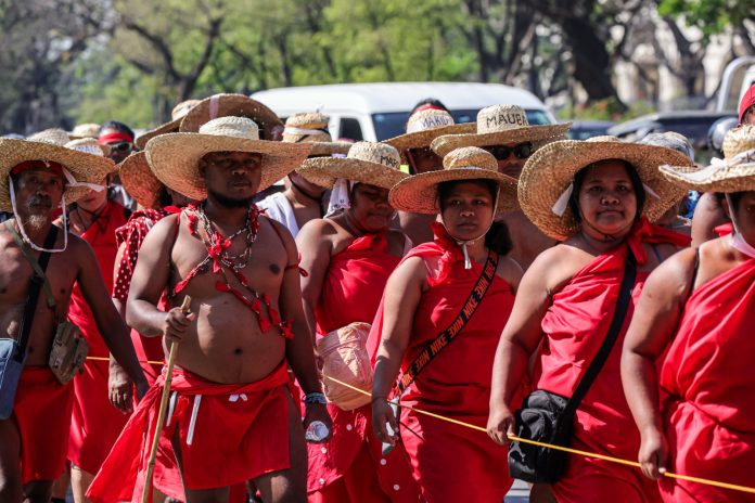 Photos: Indigenous People walk against dam project in ancestral land ...
