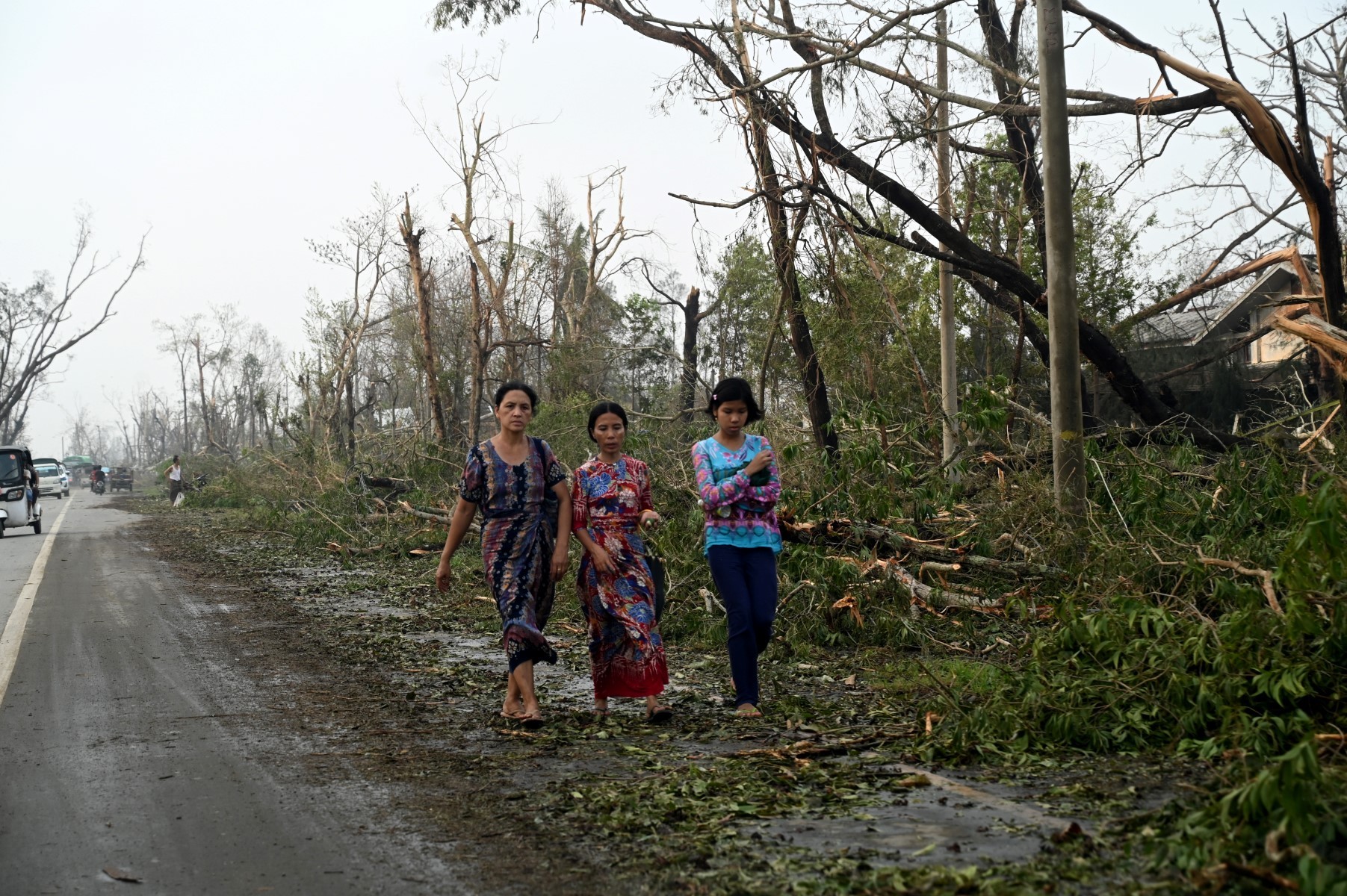 Nearly 400 feared dead after Cyclone Mocha hit Myanmar’s Rakhine state ...