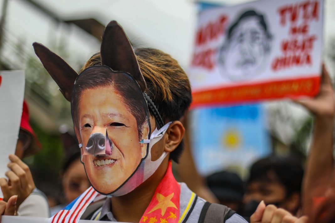 IN PHOTOS: Protest greets Marcos Jr.'s 2nd State of the Nation Address ...
