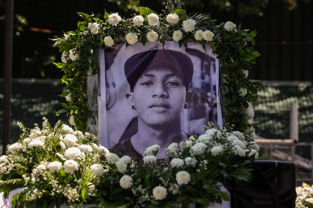 IN PHOTOS: Relatives, friends bid farewell to teenager killed by police | Catholic News ...