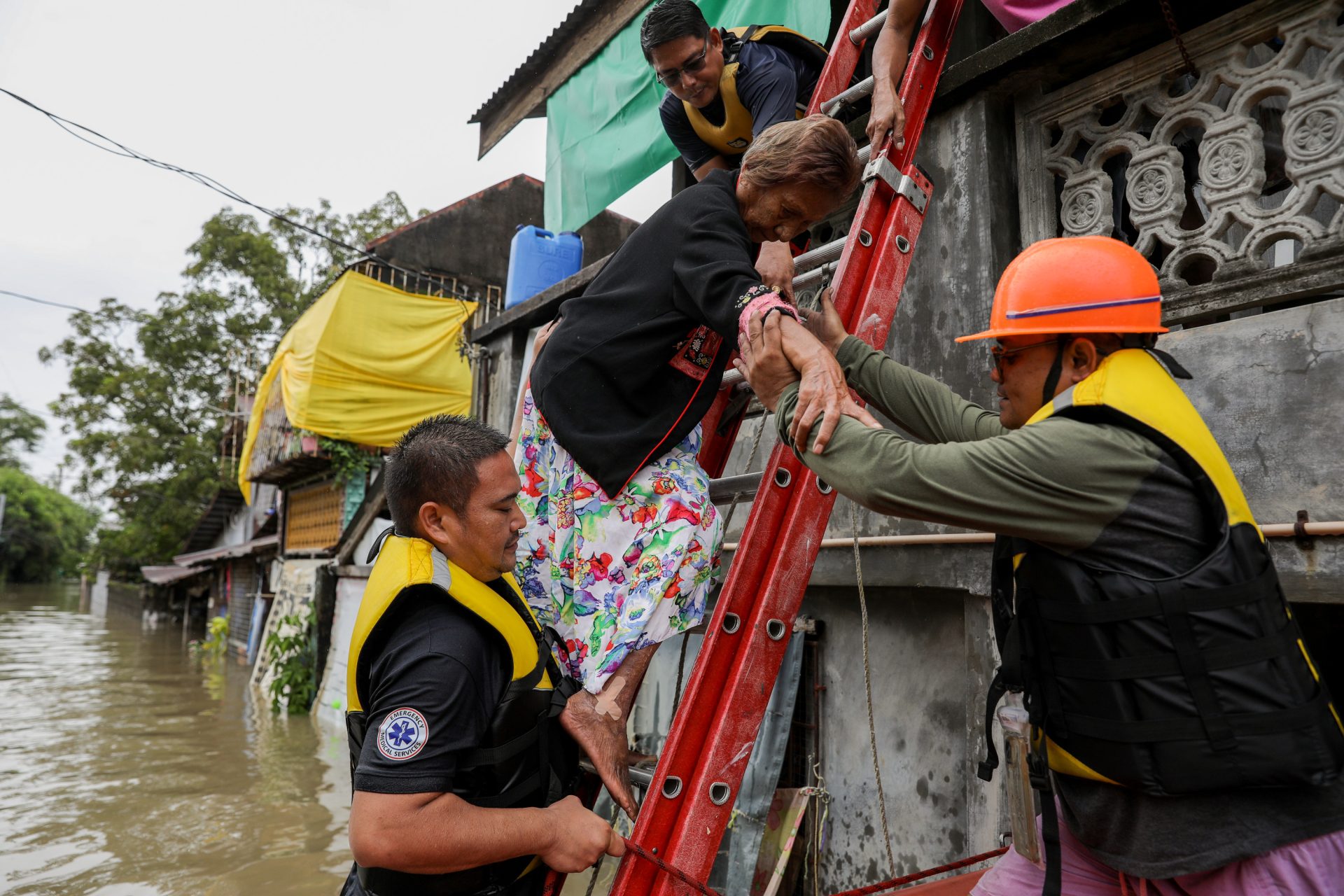 IN PHOTOS: Some areas in Bulacan remain flooded | Catholic News ...