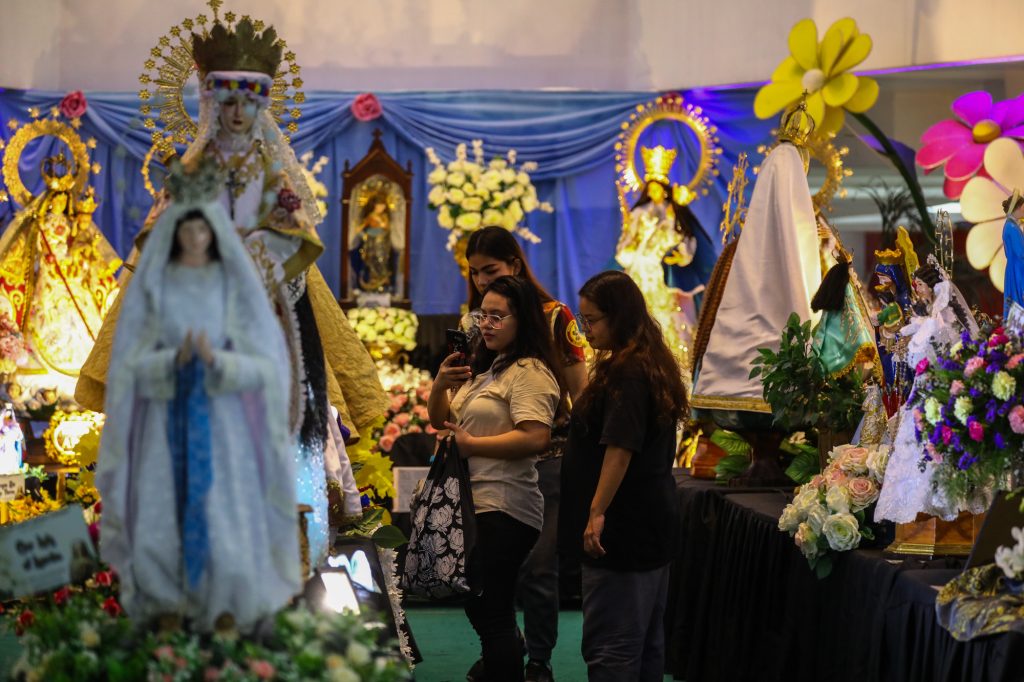 Philippine mall opens Marian exhibit | Catholic News Philippines ...
