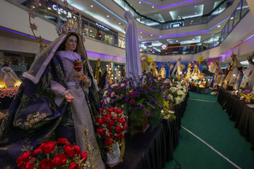 Philippine mall opens Marian exhibit | Catholic News Philippines ...