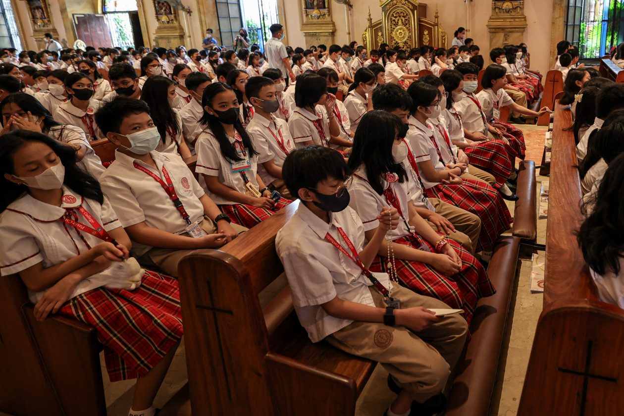 IN PHOTOS: ‘One Million Children Praying the Rosary’ | Catholic News Philippines | LiCAS.news ...
