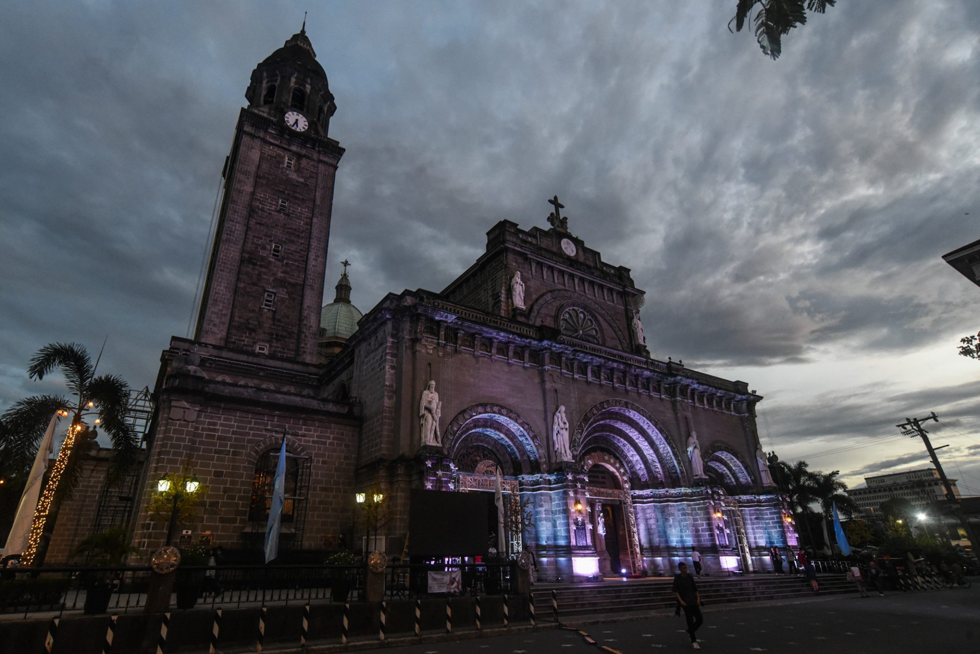 IN PHOTOS: Filipino Catholics honor ‘our persecuted brothers and ...