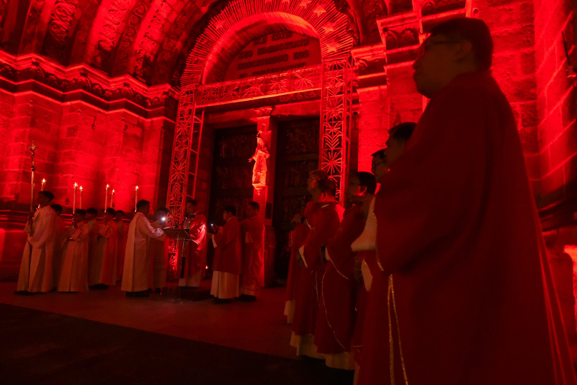 IN PHOTOS: Filipino Catholics honor ‘our persecuted brothers and ...