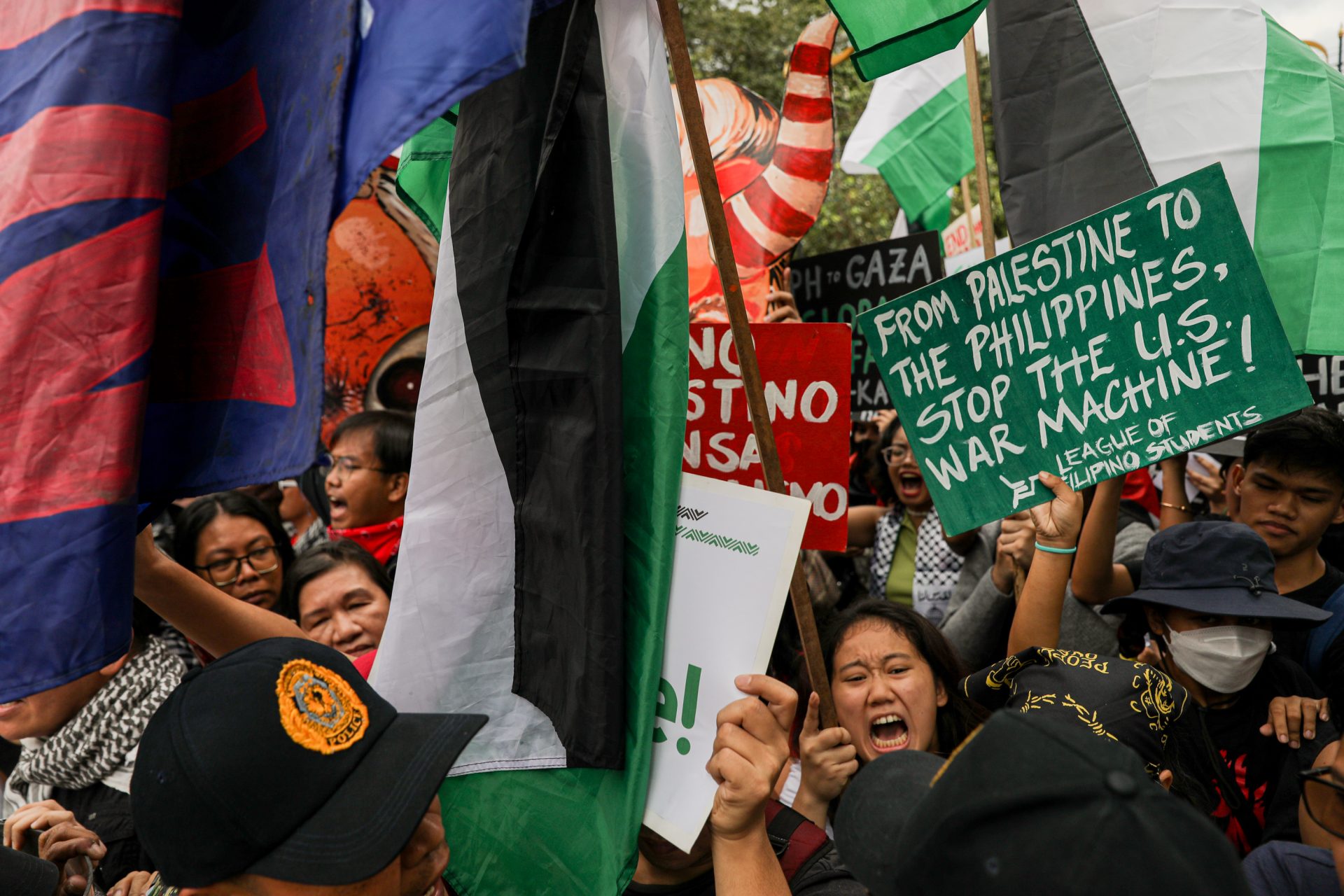 IN PHOTOS: Filipino activists condemn US role in Israel-Palestine ...