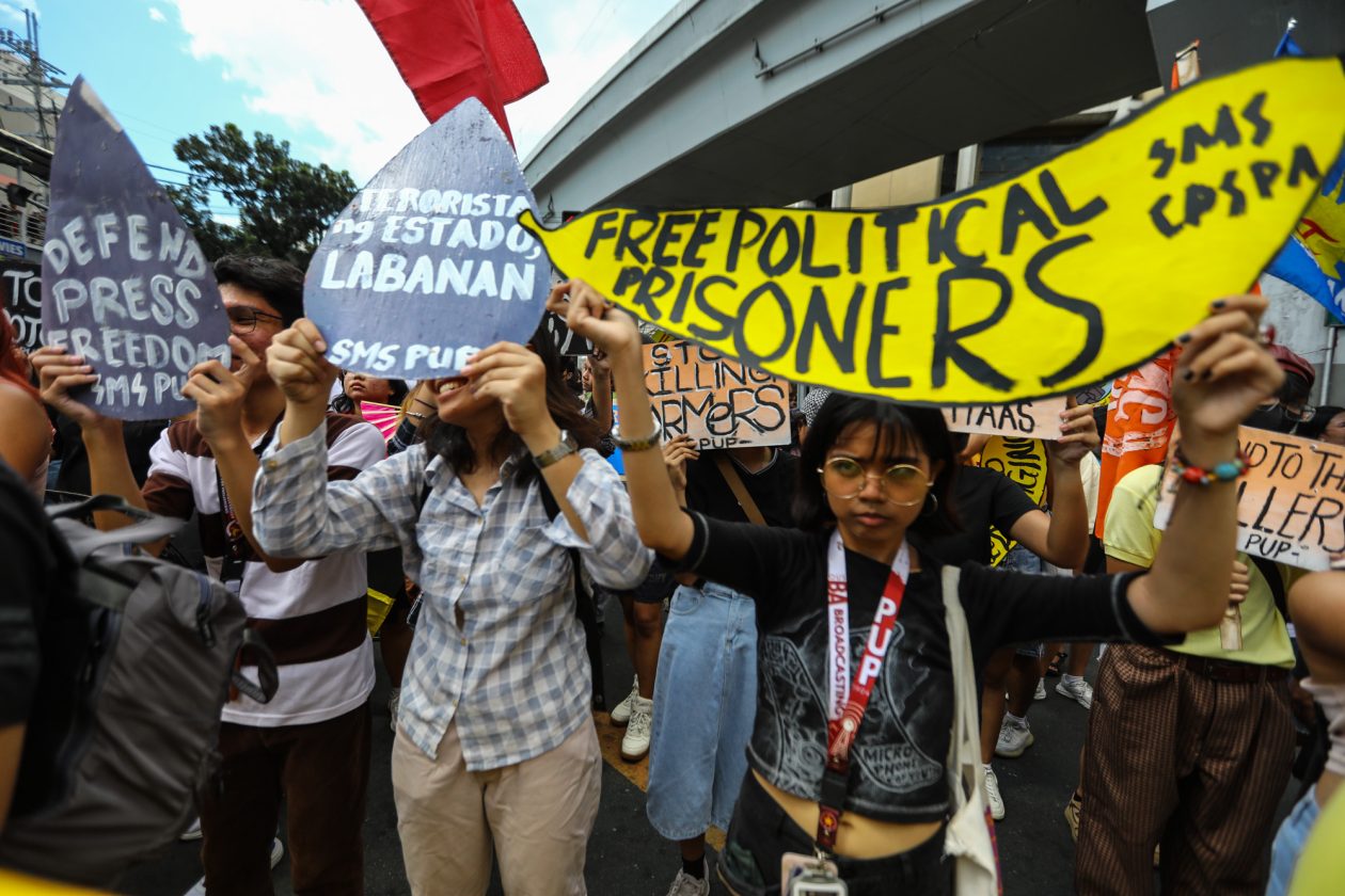 IN PHOTOS: Activists decry government abuses, global injustices on 75th ...