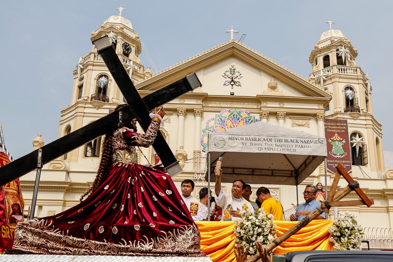 IN PHOTOS: Devotees flock for blessing of Black Nazarene replicas in ...