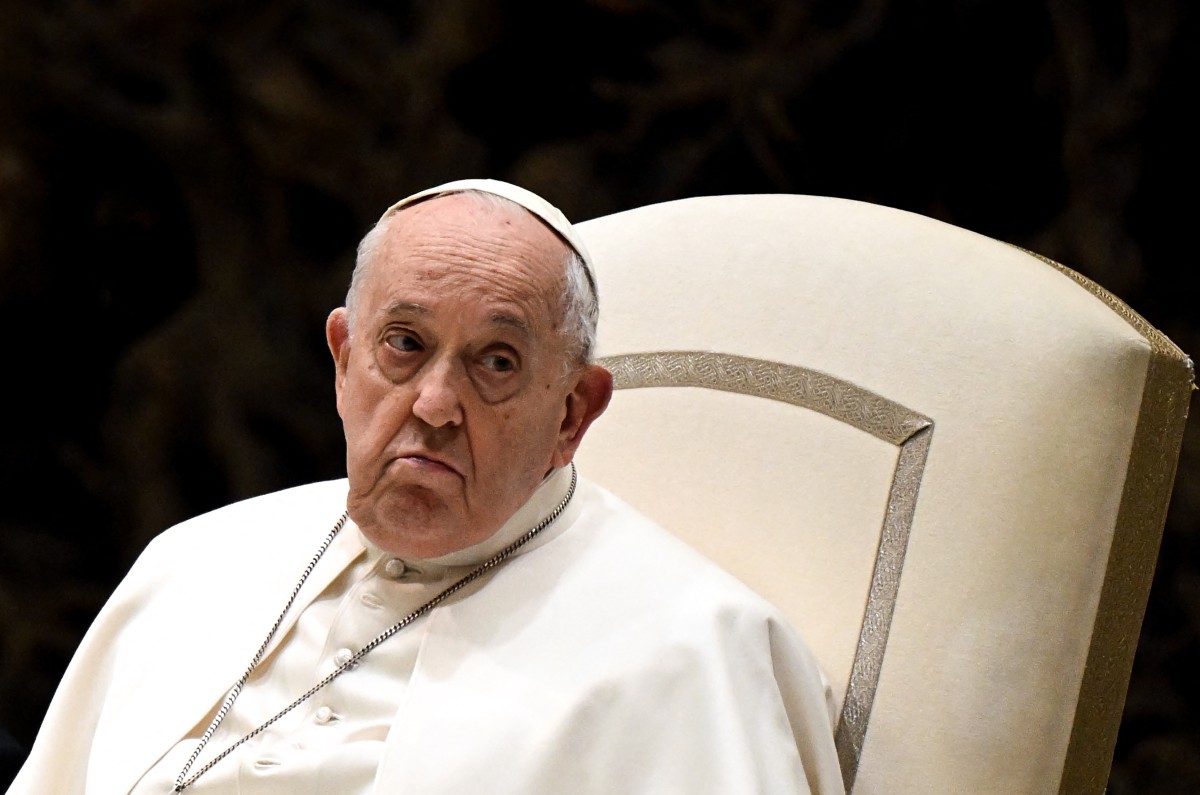 Pope Francis: Money, power, pleasure can enslave us | Catholic News ...