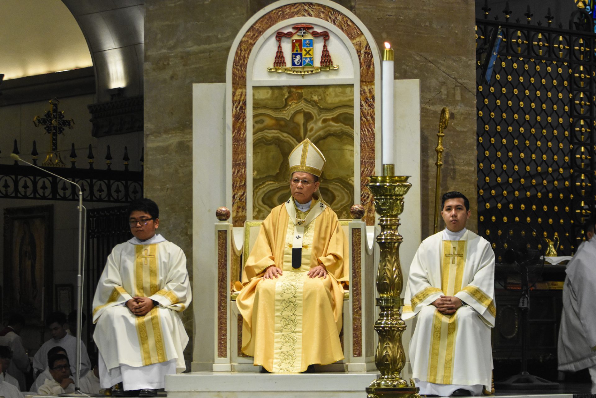 Photos: Chrism Mass in Manila | Catholic News Philippines | LiCAS.news ...
