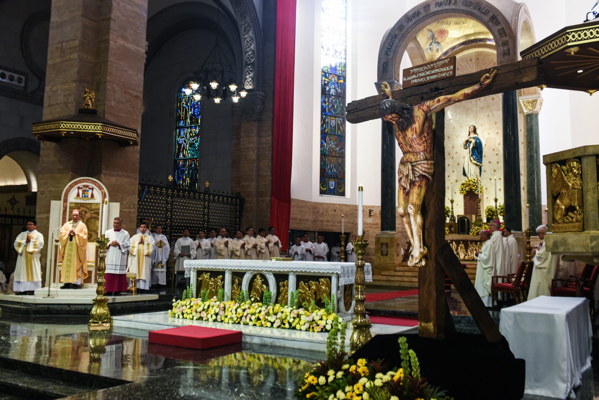 Photos: Chrism Mass in Manila | Catholic News Philippines | LiCAS.news ...