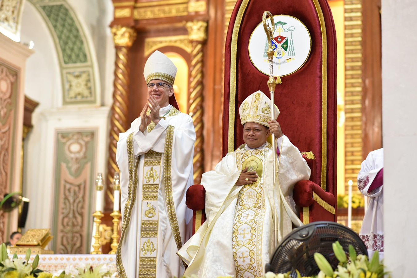 Alarcon installed as Caceres archbishop | Catholic News Philippines ...