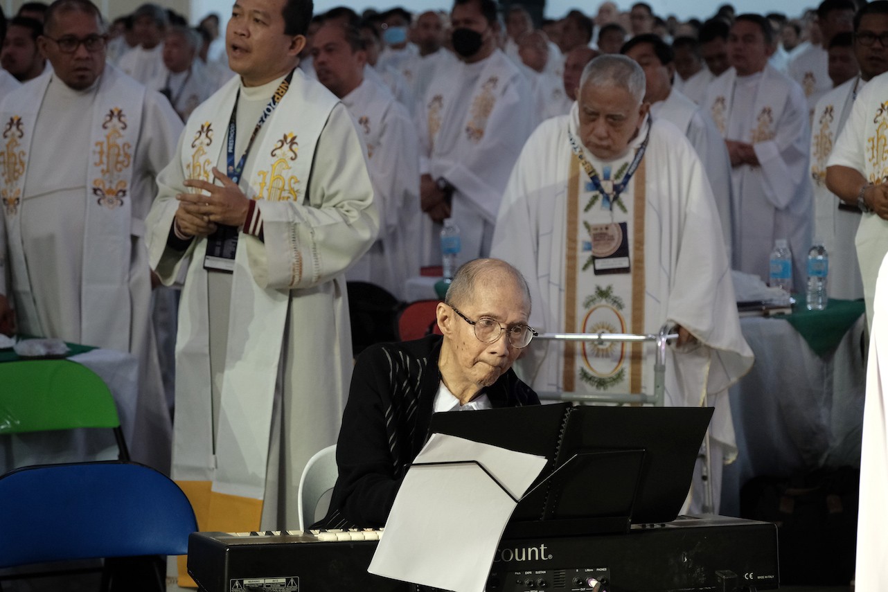 Msgr. Rudy Villanueva, Cebu’s liturgical music icon, dies at 83 ...