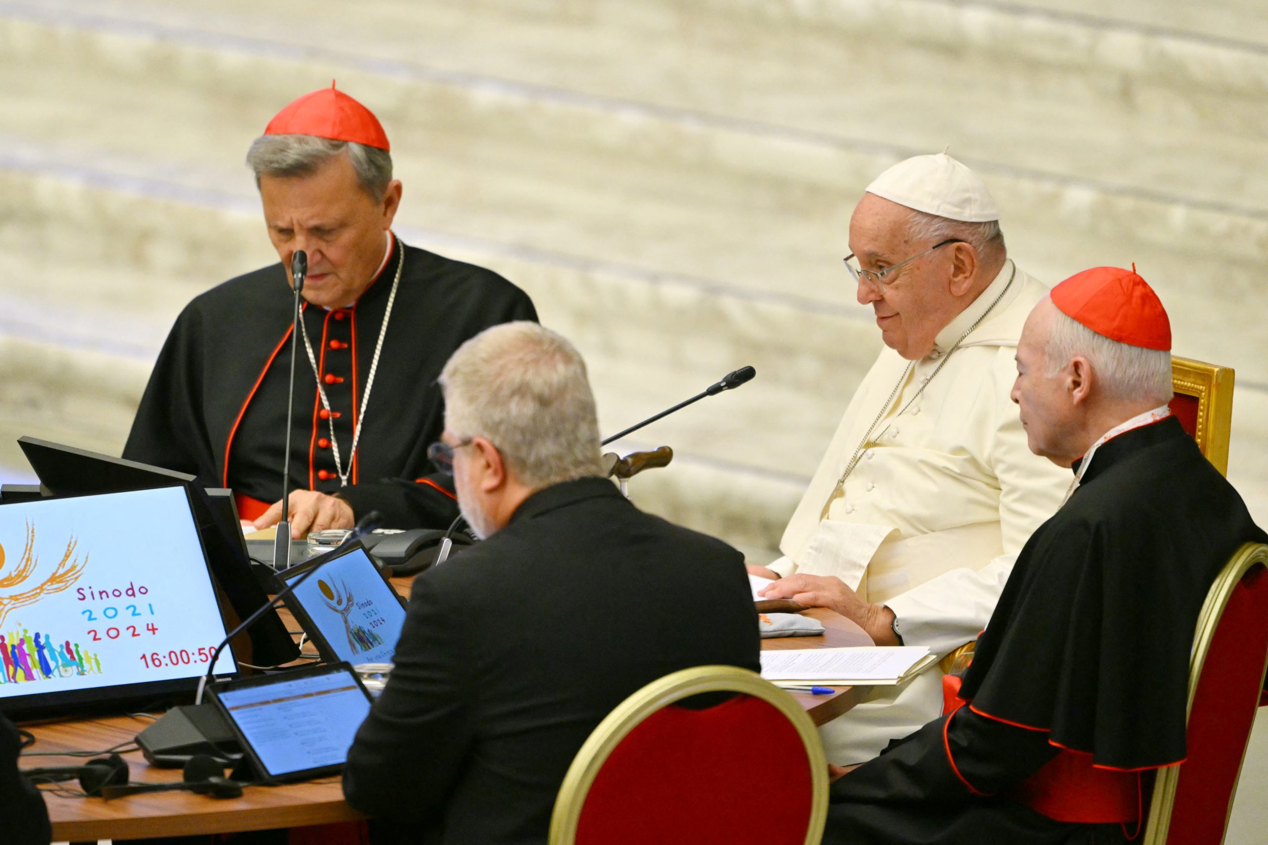 At Synod on Synodality, pope says Church needs new ways for bishops to ...