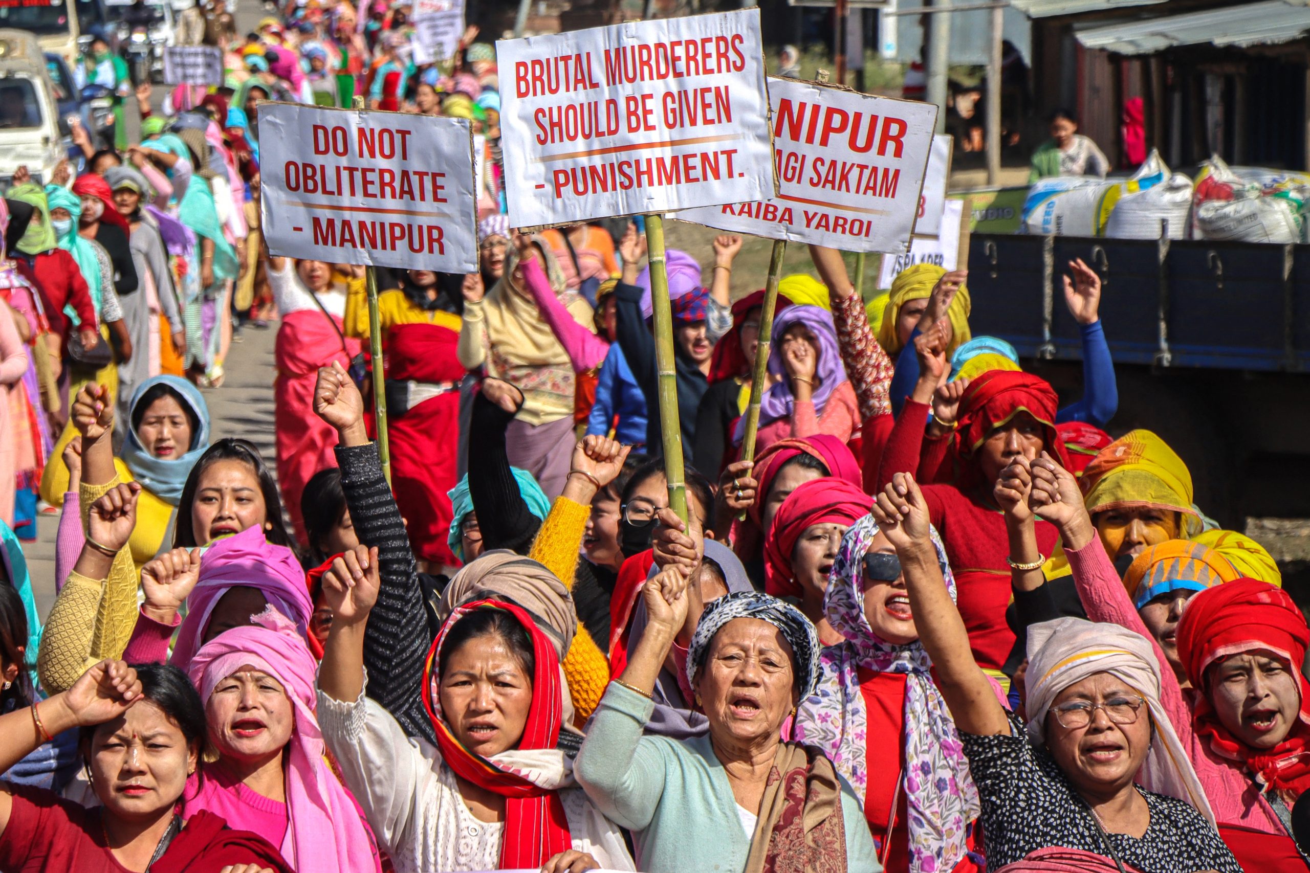 Renewed ethnoreligious violence erupts in India’s Manipur, leaving ...