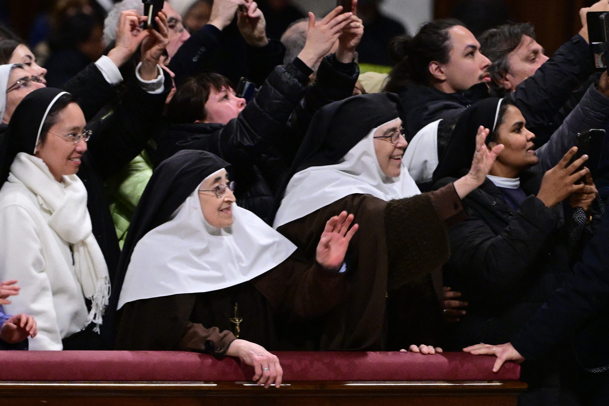 Pope Francis calls consecrated religious to be ‘bearers of light’ amid ...