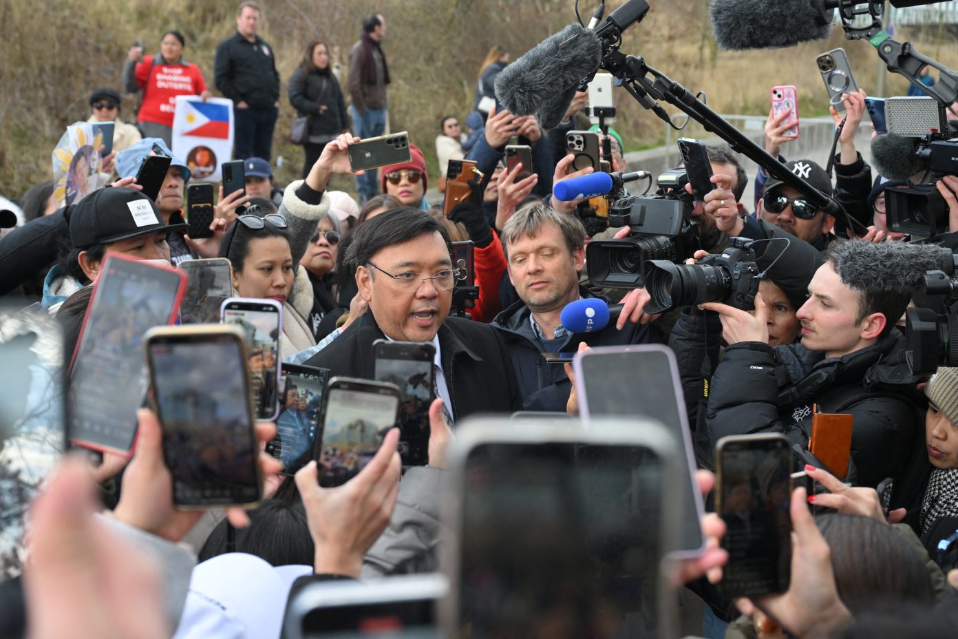 Philippine rights groups urge Dutch government to deny Harry Roque ...