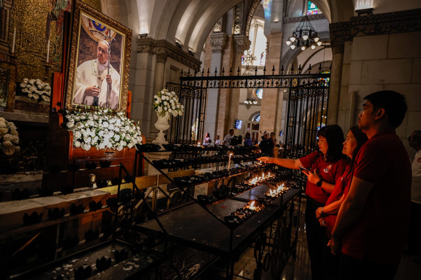 Photos: Philippine Church, faith leaders remember Pope Francis as ...