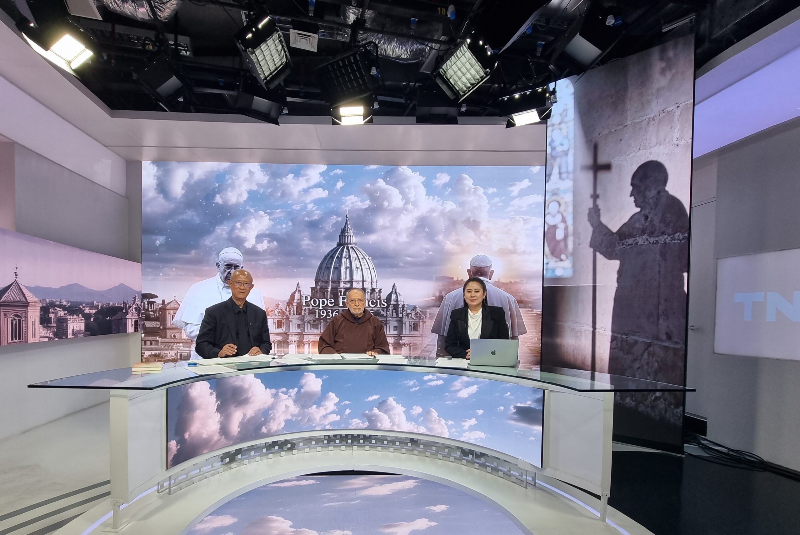 Light dimmed, light carried: Tribute to Pope Francis | Catholic News ...