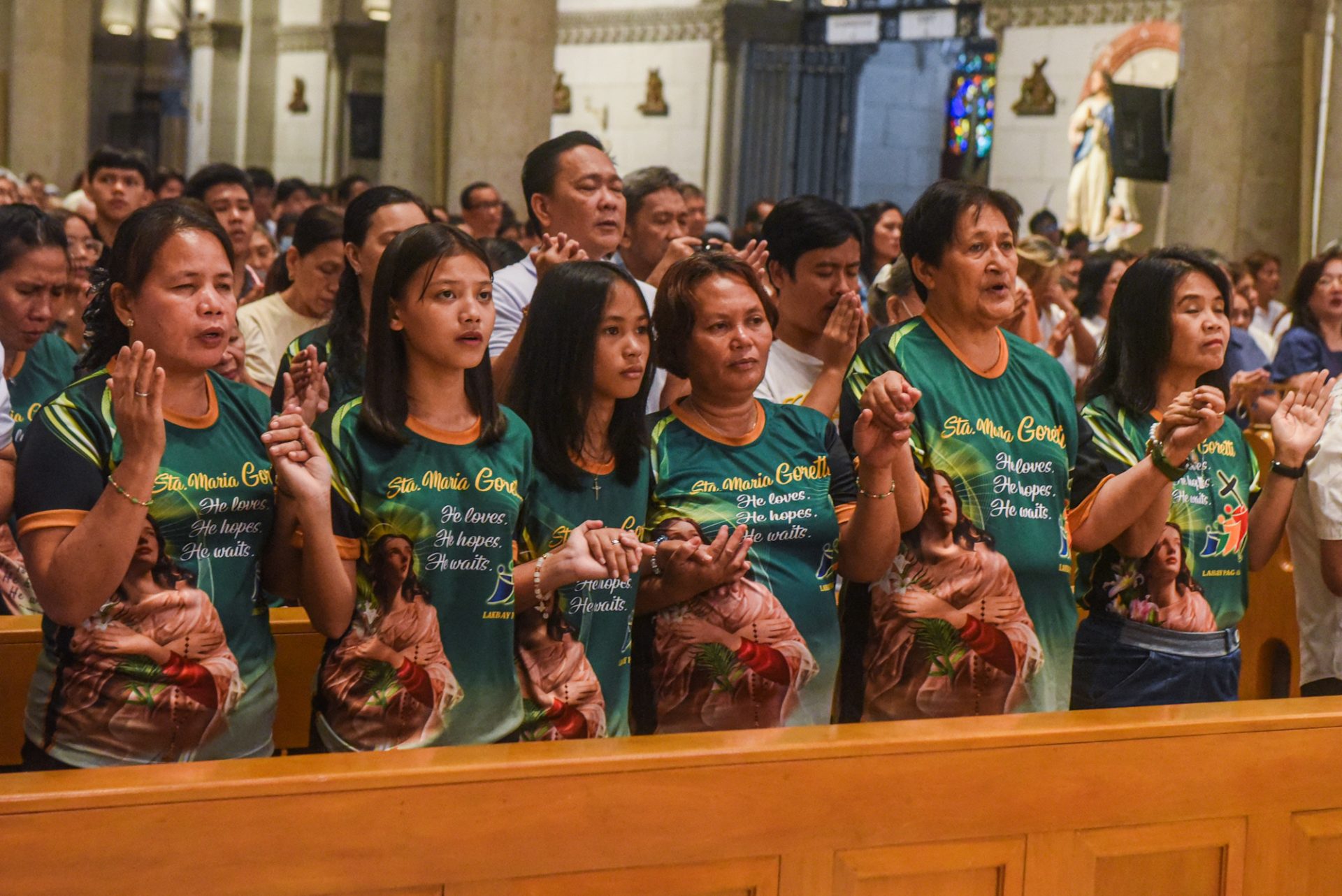 Photos: Church in Manila celebrates Chrism Mass on Maundy Thursday ...