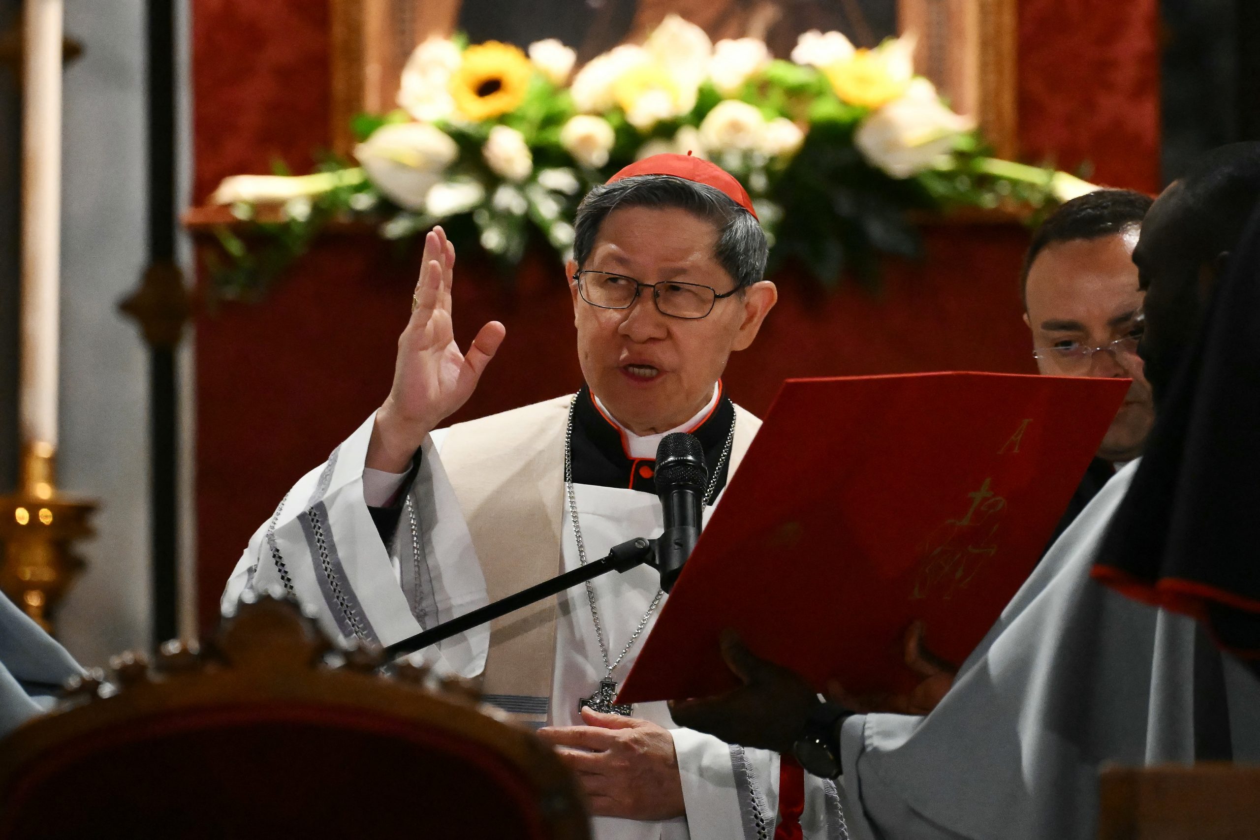 Cardinal Tagle named to assist camerlengo ahead of May 7 conclave ...