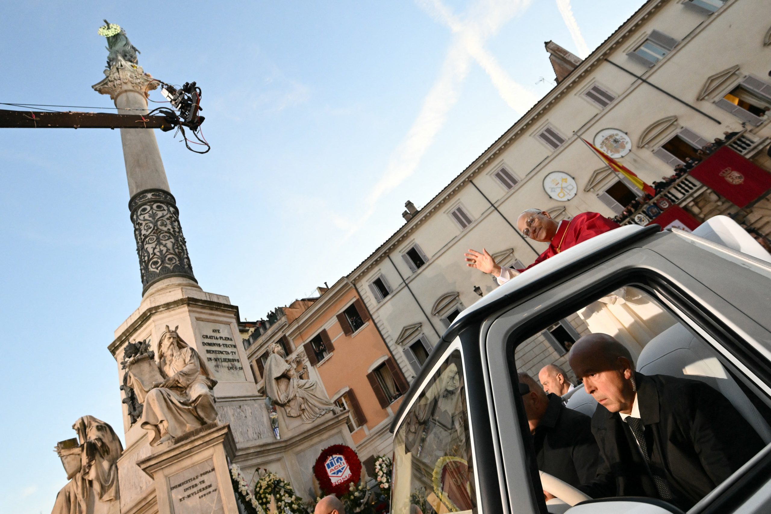 Pope Leo: Blessed Virgin Mary, watch over this humanity | Catholic News ...
