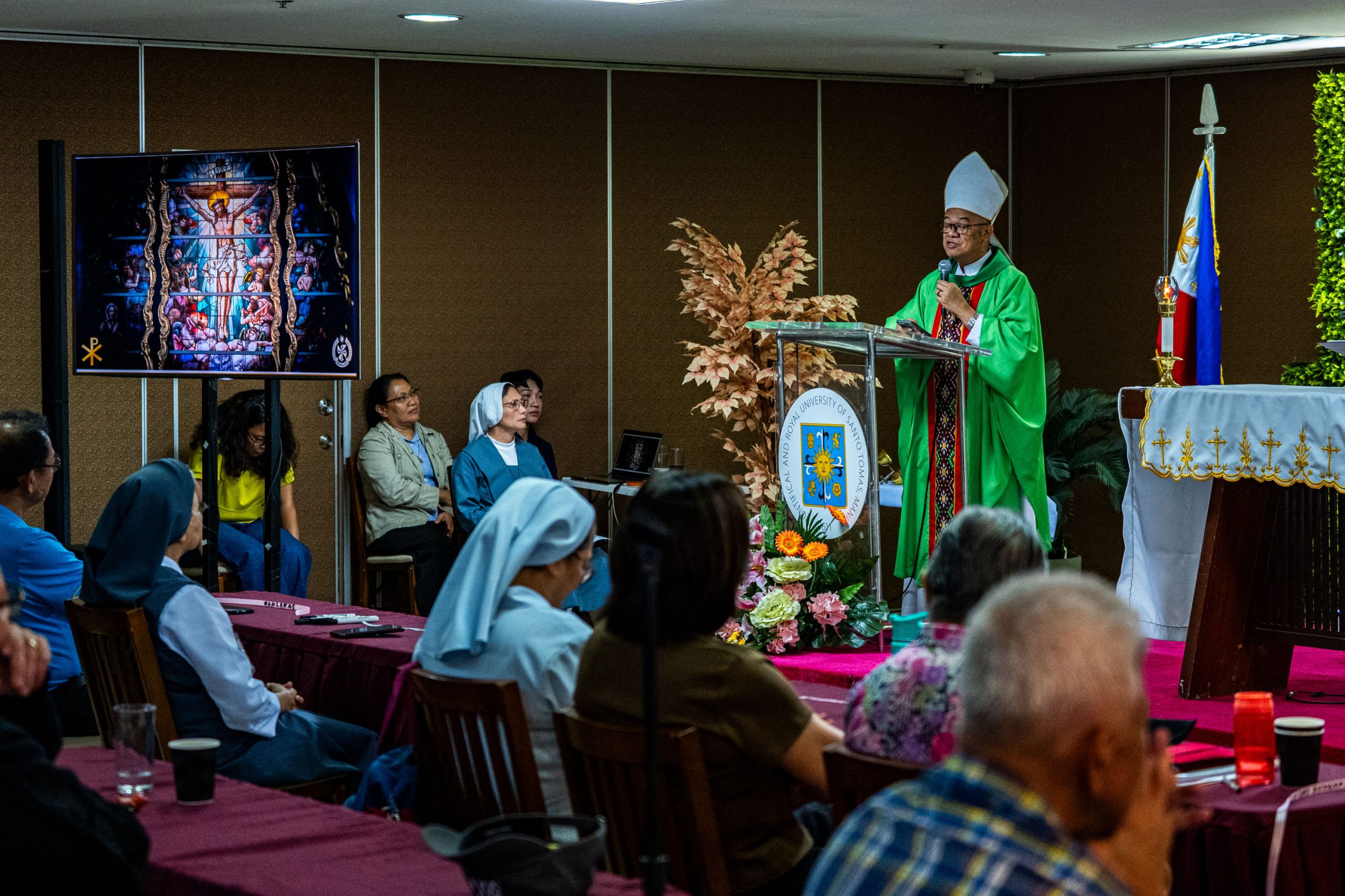 Filipino bishop urges faith-led response to ‘paralyzed’ world ...